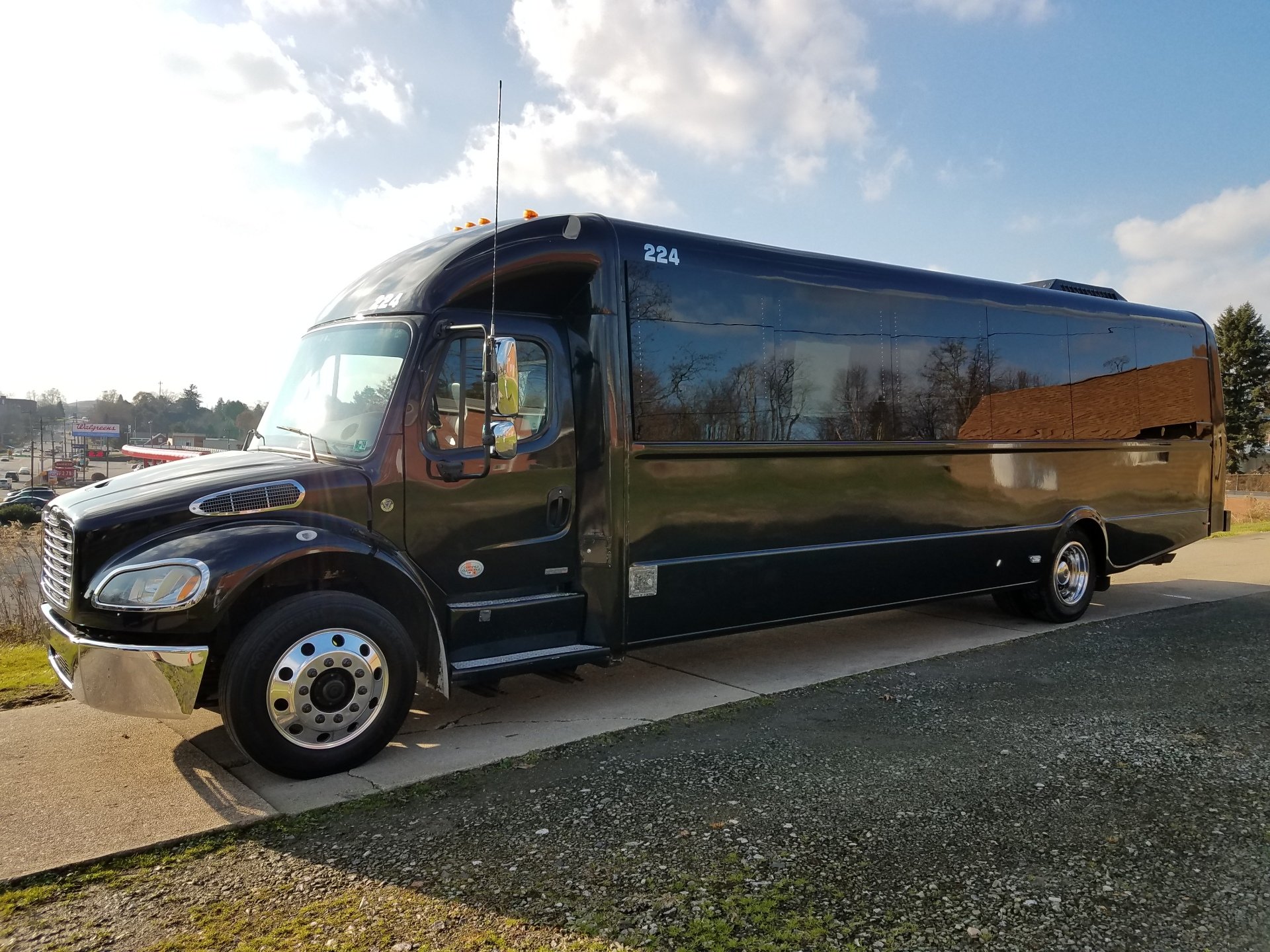 Hummer Limo | Lower Burrell, PA | Extreme Limousines