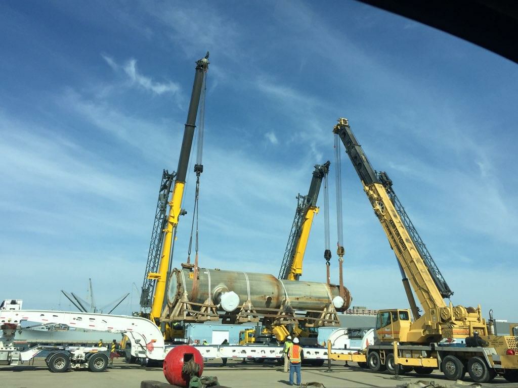 Crane Services | Newport News, VA | Hampton Roads Crane & Rigging Co