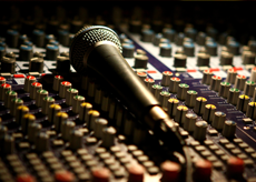 Stan Byerly Sound Systems in Peoria, IL has over 40 years of experience.