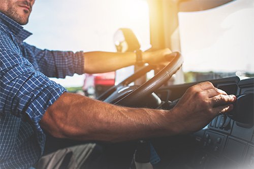 Considering a Trucking Career? How Drivers Stay in Touch With Their Kids
