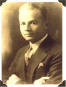 About Tom’s | San Antonio, TX | Tom’s Snacks