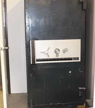 USED SAFES