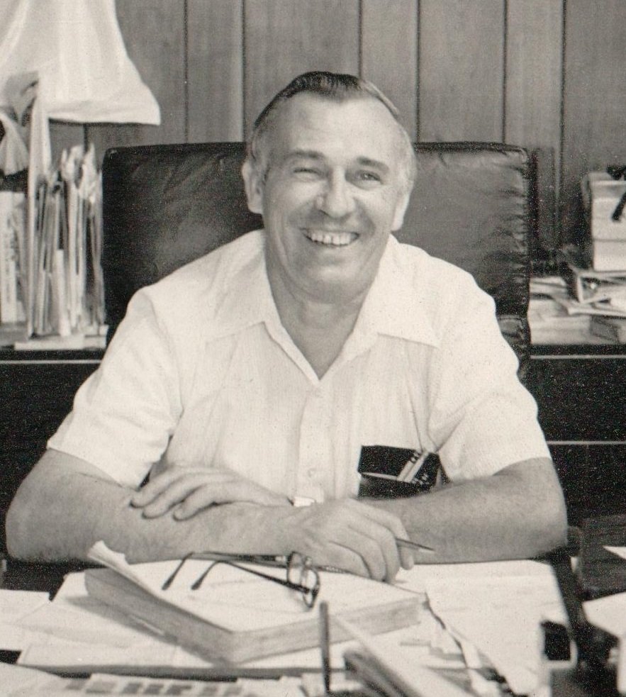 About Our Glass Experts | Hareld Glass RI