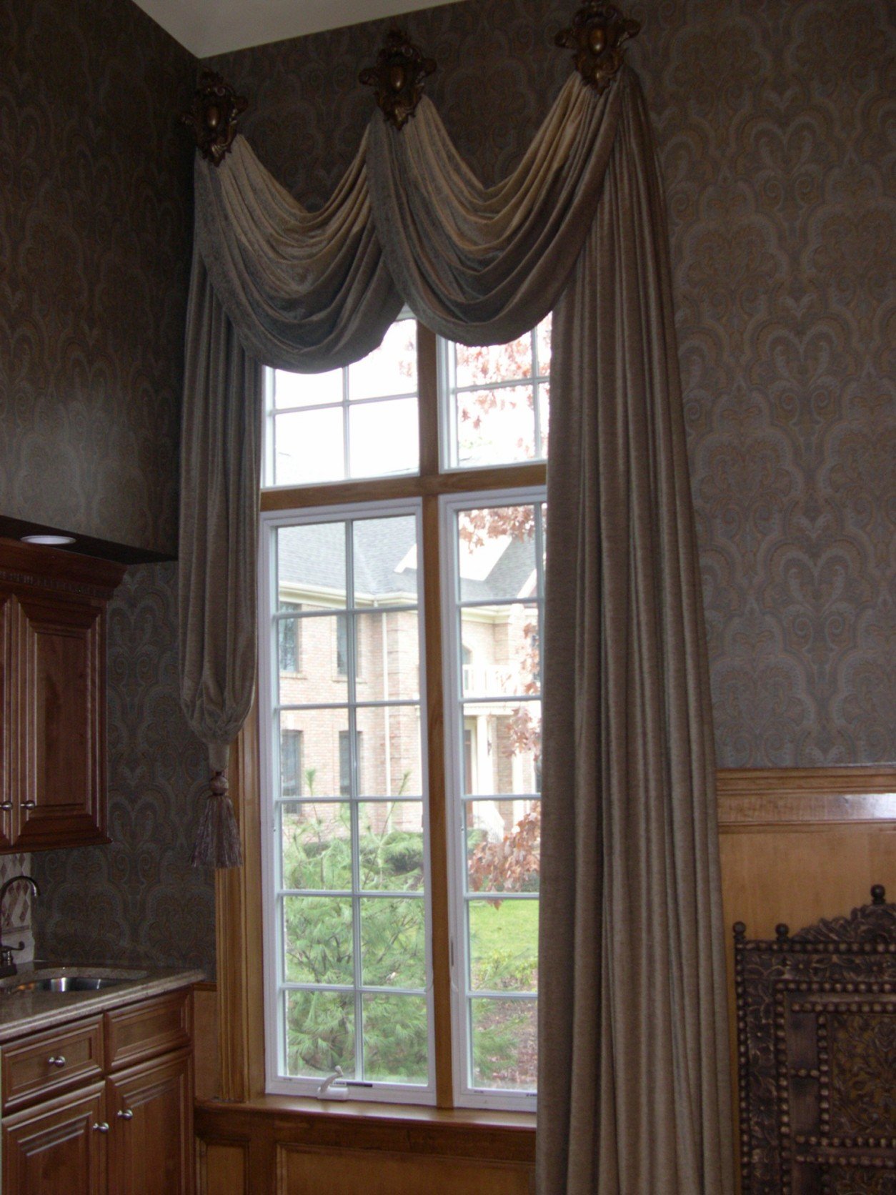 Custom Window Design | South Hampton, PA | Elegant Window Treatments