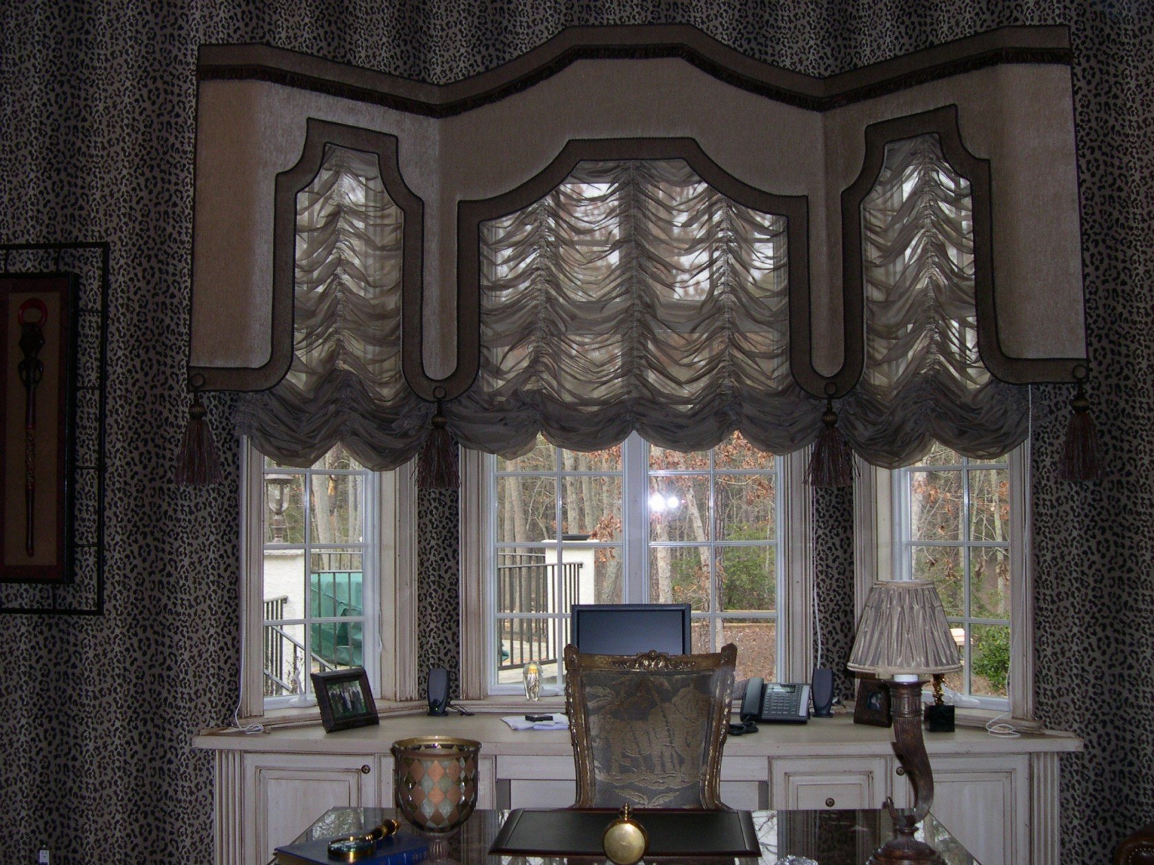 Custom Window Design | South Hampton, PA | Elegant Window Treatments