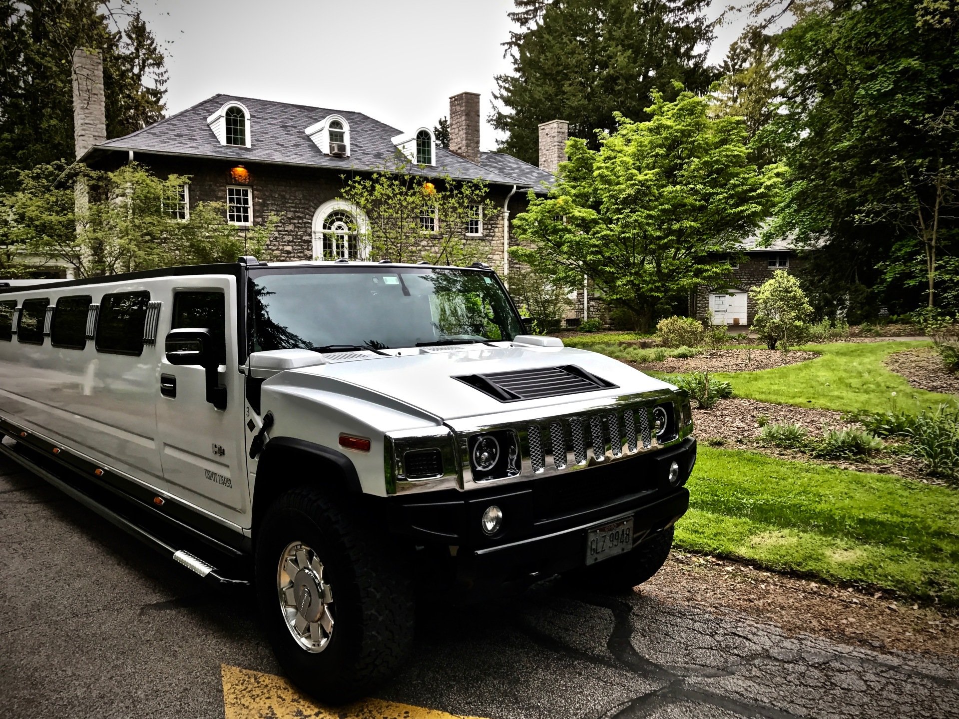 Limousine Rentals | Youngstown, OH | New Wave Limousine