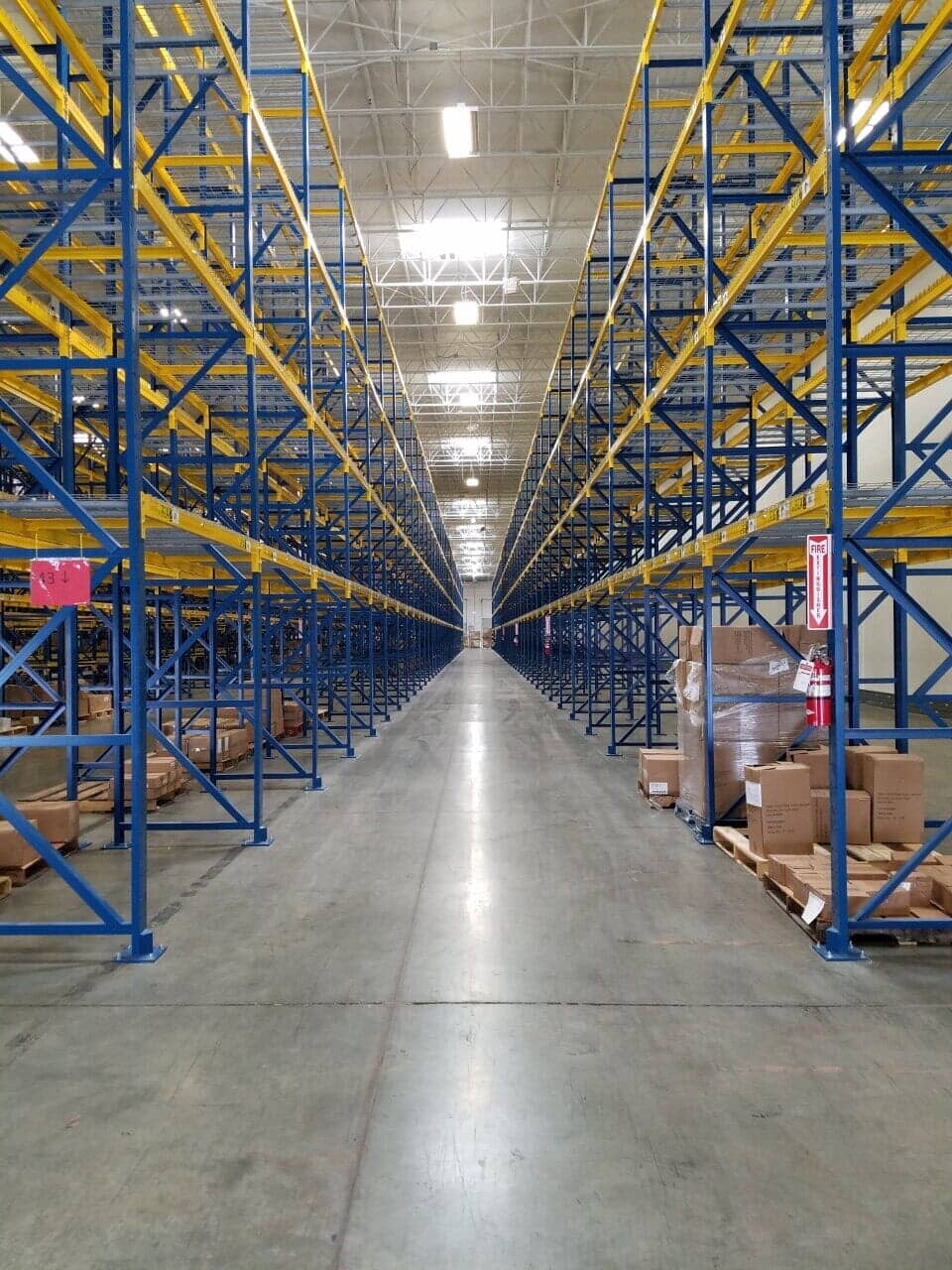 Pallets and Racks | North Hollywood, CA | Racks 4 Less