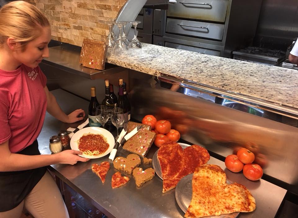 Pizza Photos | Pittsburgh & McMurray, PA | Fiori's Pizzaria