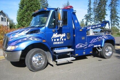 Towing-Everett, WA - Mary's Towing