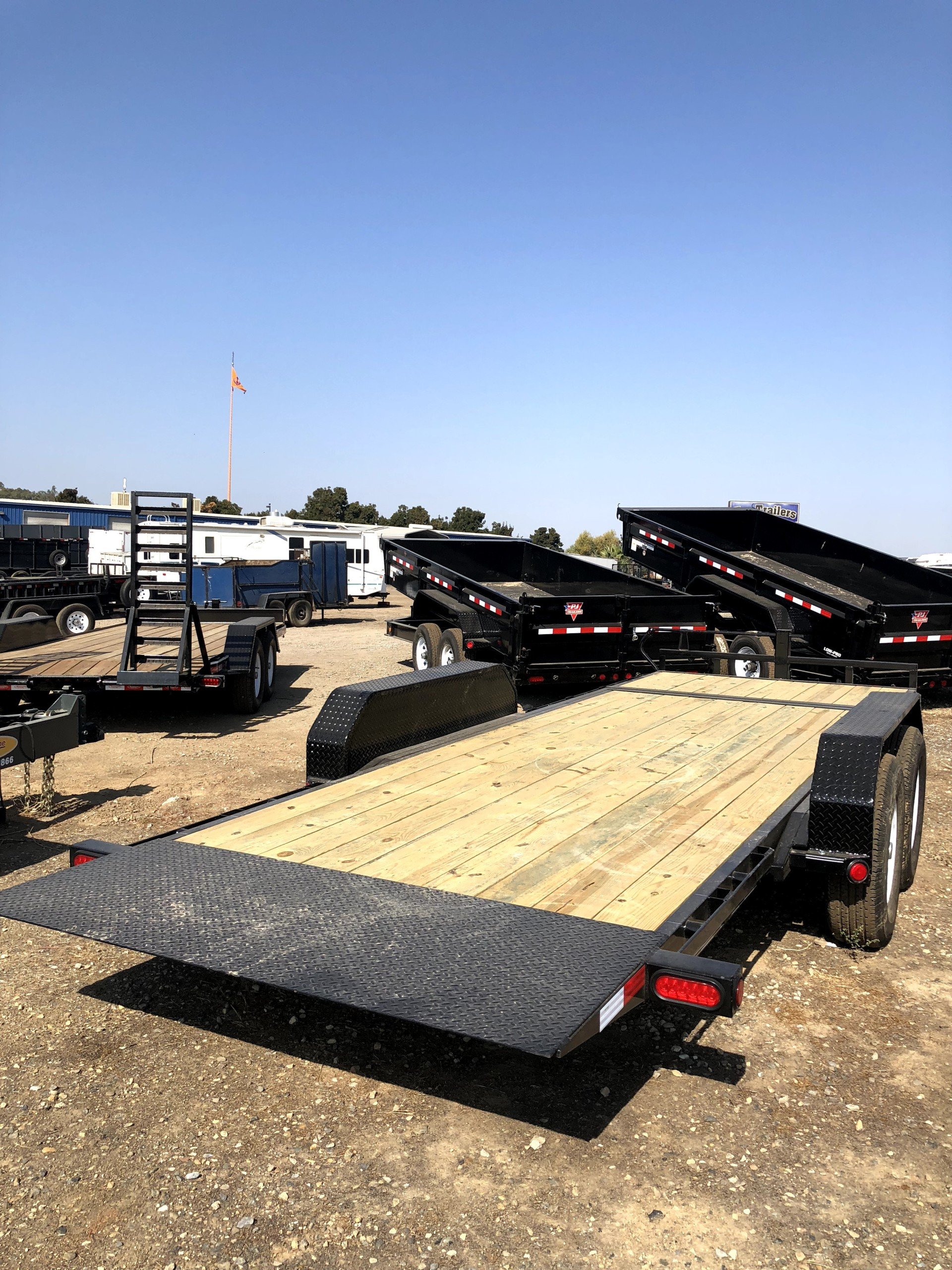 Family Owned Business - Fresno, CA - Tru Trailers