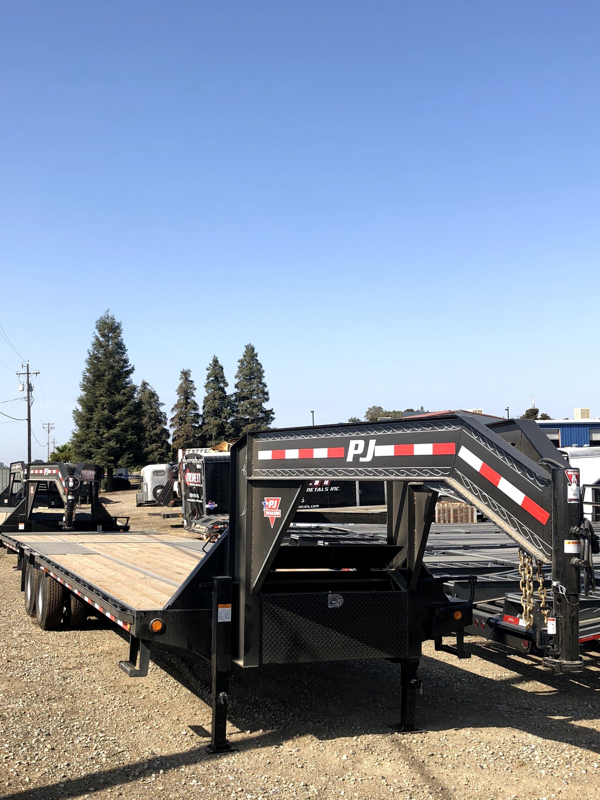 Family Owned Business - Fresno, CA - Tru Trailers