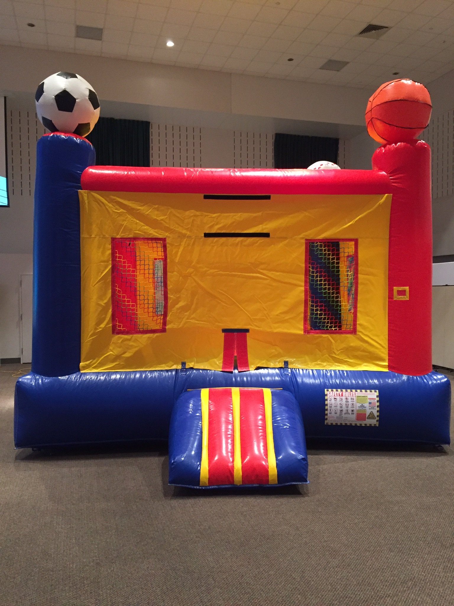 Fun Time Gallery | Deer Park, TX | Jolly Jumpers Moonwalks