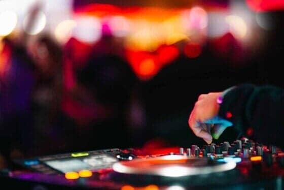 Disc Jockey | San Diego CA | DJ Guy Professional Disc Jockeys