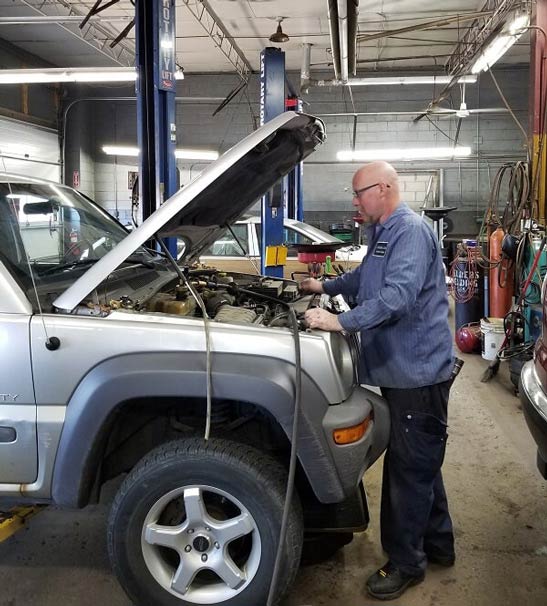 Engine Service & Repairs | Allen Park, MI | Reliable Auto Service Center