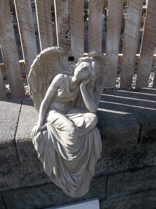 Garden Statues - Pittsburgh, PA - Lesney Concrete Specialties, Inc.