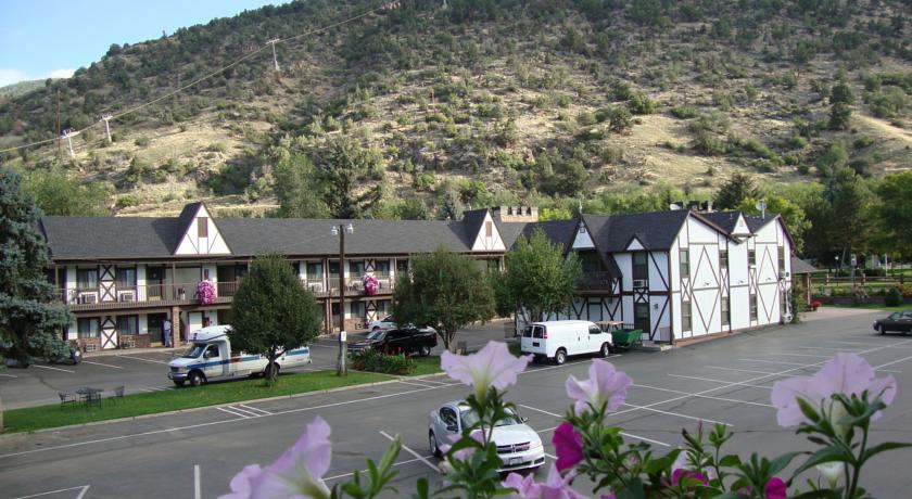 Photos | Glenwood Springs, CO | Silver Spruce Inn